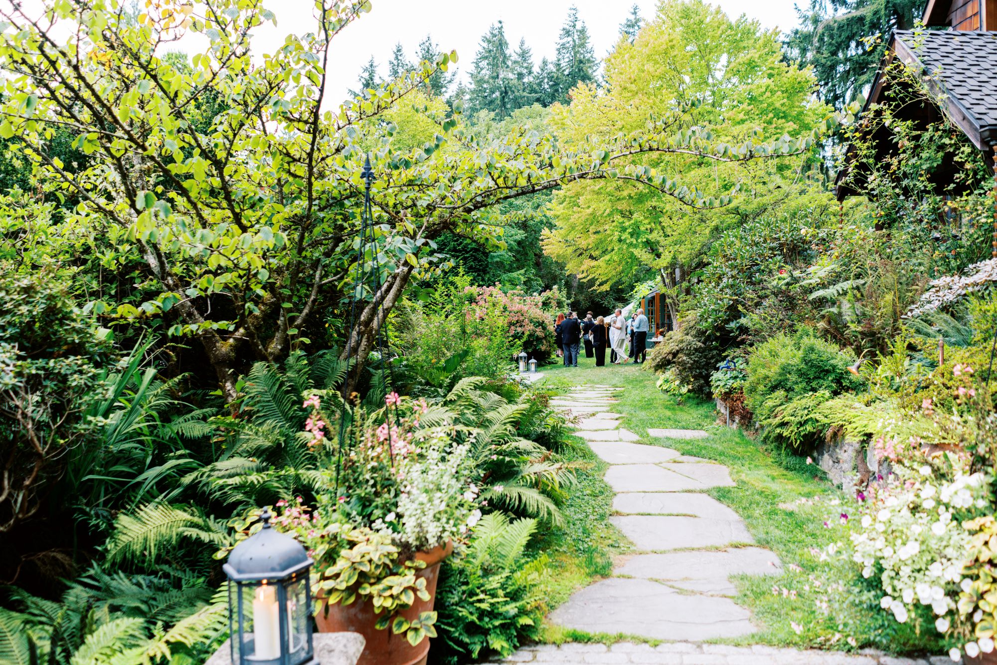 About Us - Bella Luna Farms